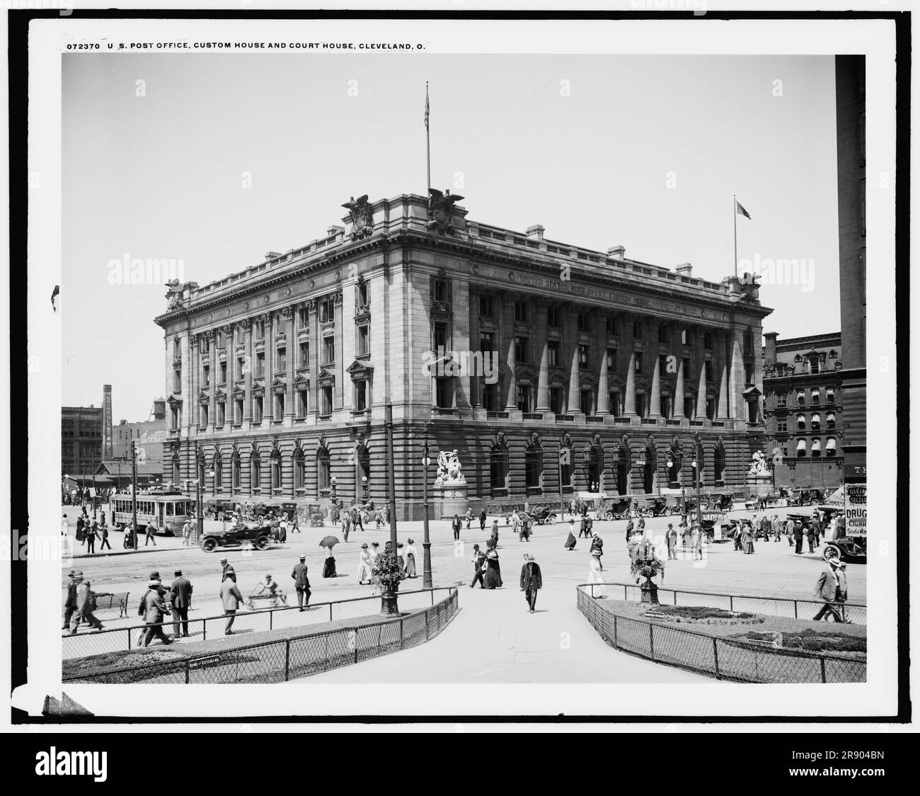 Cleveland Neoclassical Architecture Black And White Stock Photos