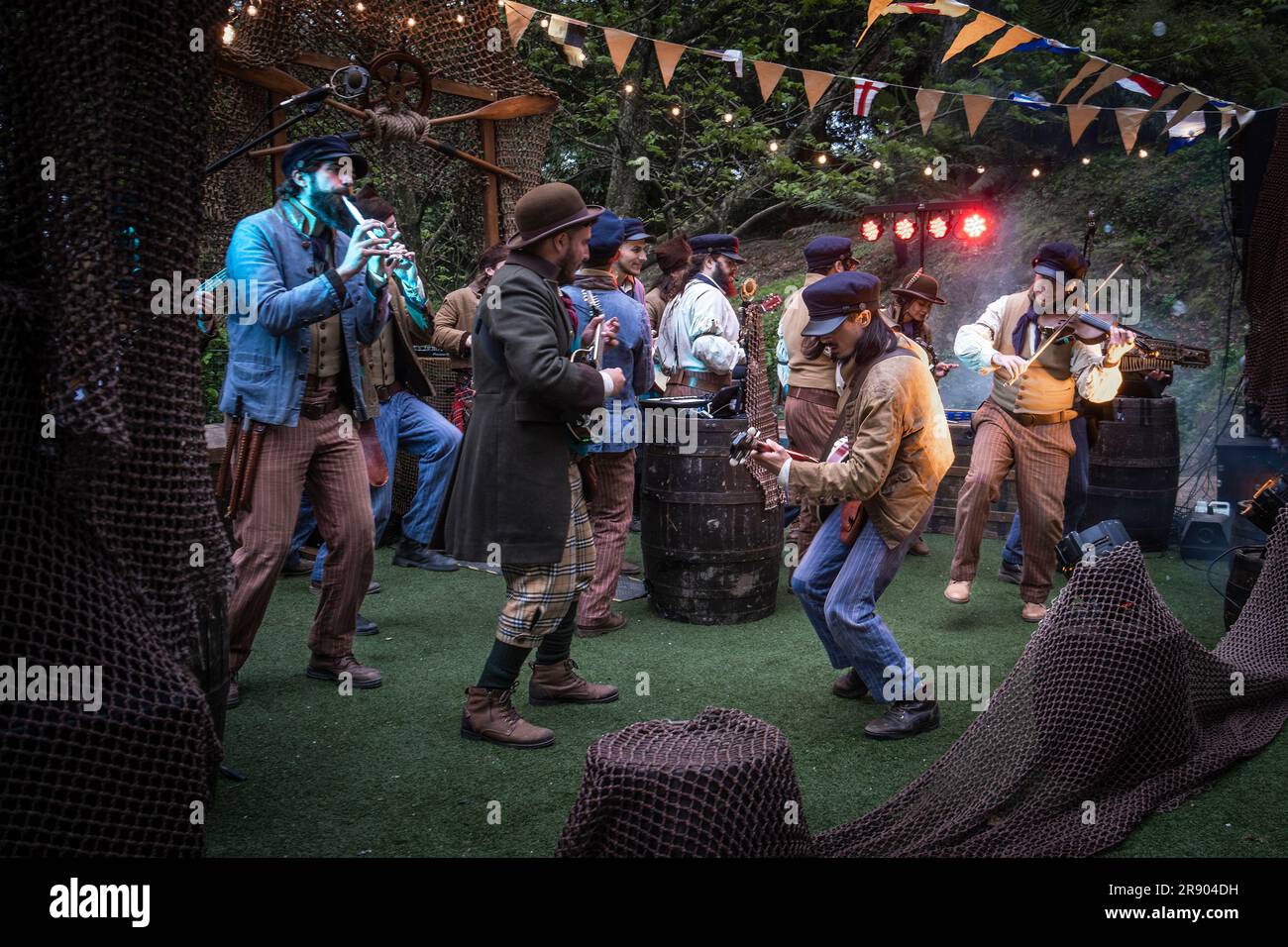 Old Time Sailors performing at Trebah Garden Amphitheatre in Cornwall ...