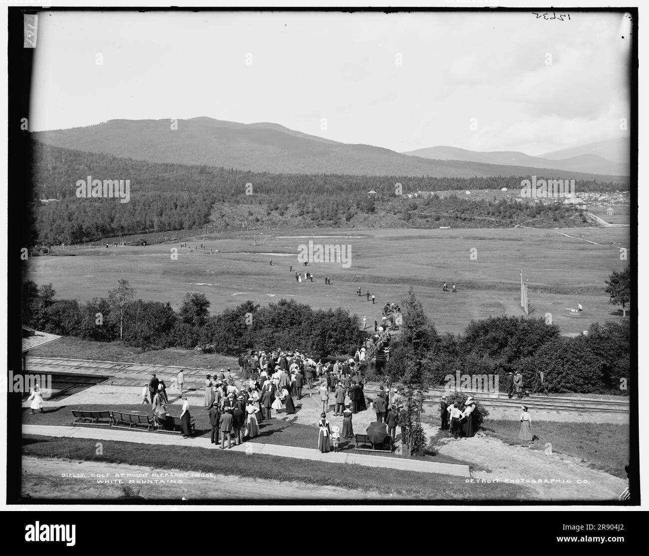 Mount guy Black and White Stock Photos & Images - Alamy