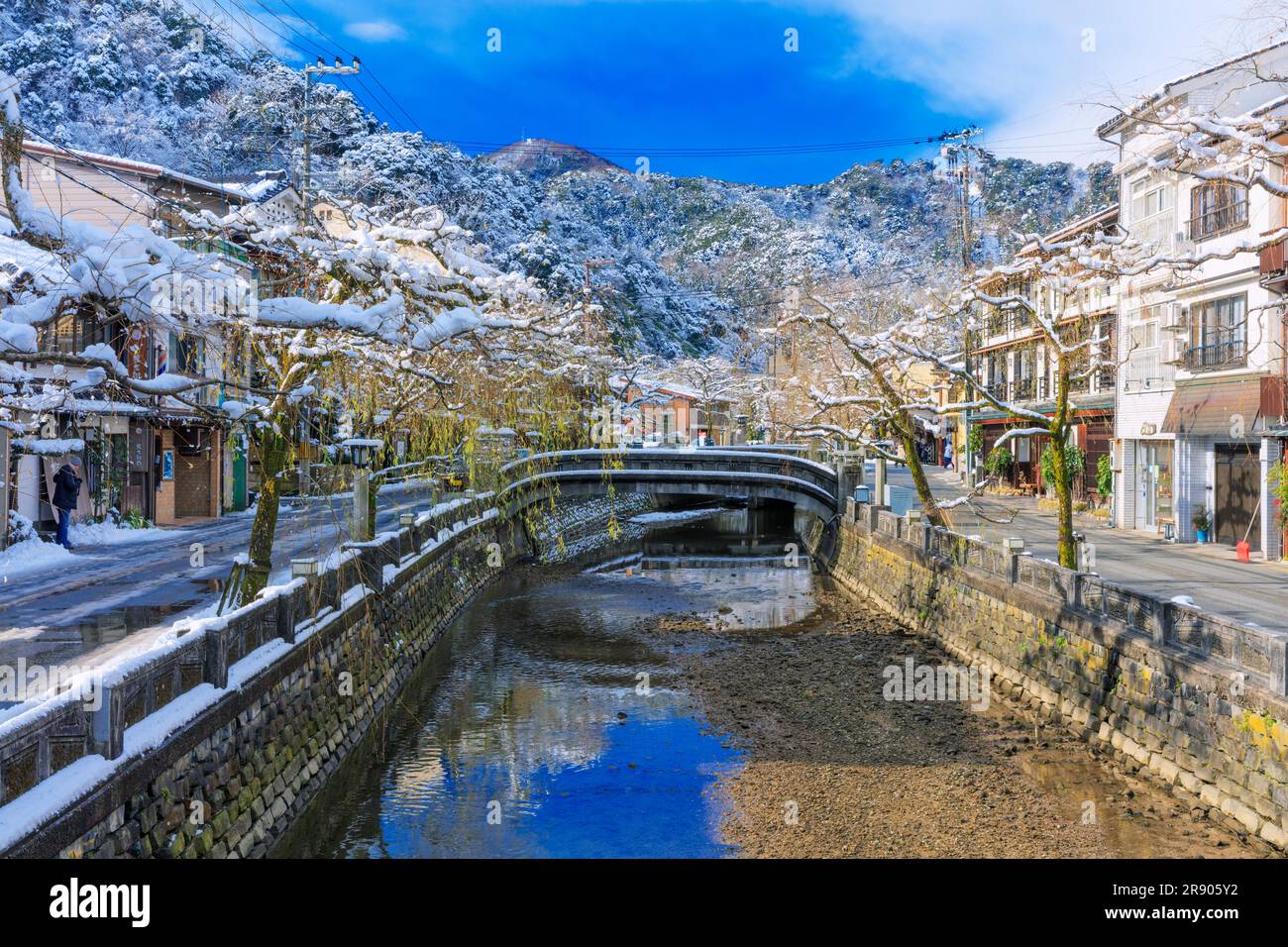 Kinosaki Onsen snow Stock Photo - Alamy