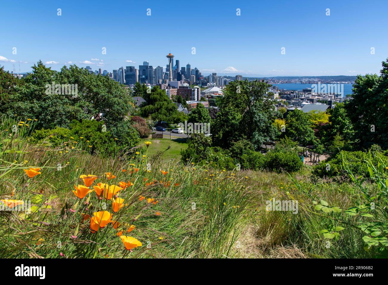 2022 seattle skyline hi-res stock photography and images - Alamy