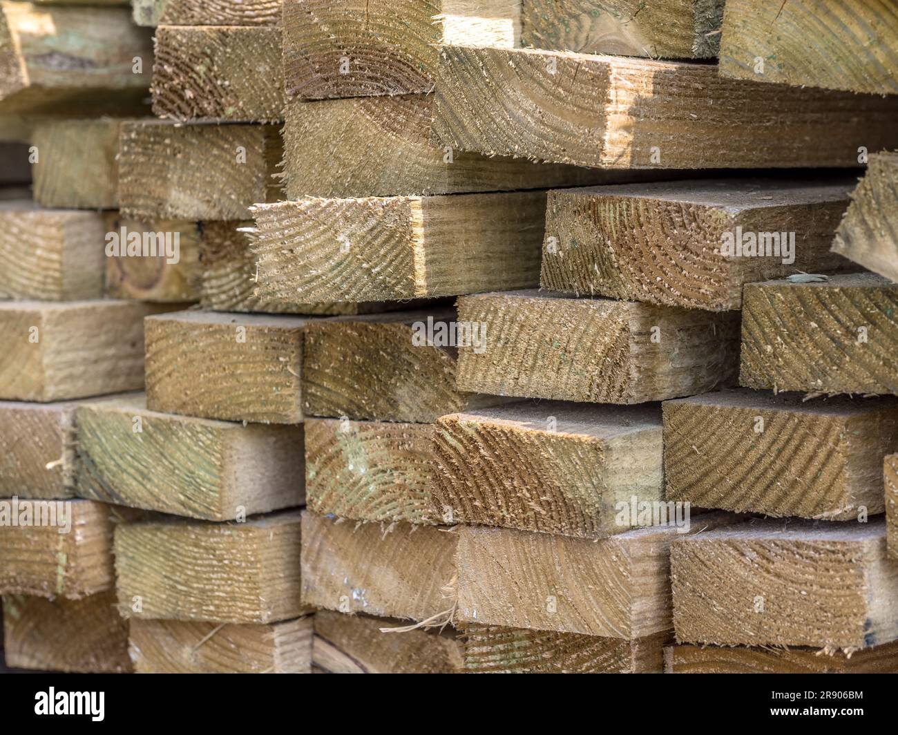 Lumber handling hi-res stock photography and images - Alamy