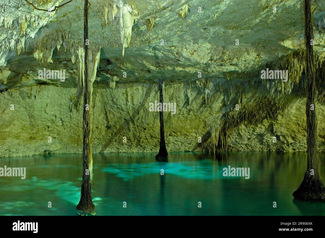 Yucatan tulum cave hi-res stock photography and images - Alamy