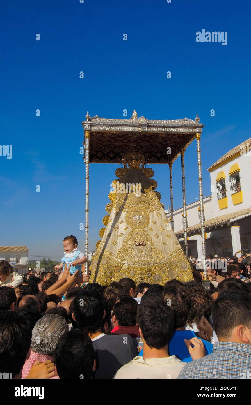 Blanca Paloma procession, veneration of the Blessed Virgin Mary ...