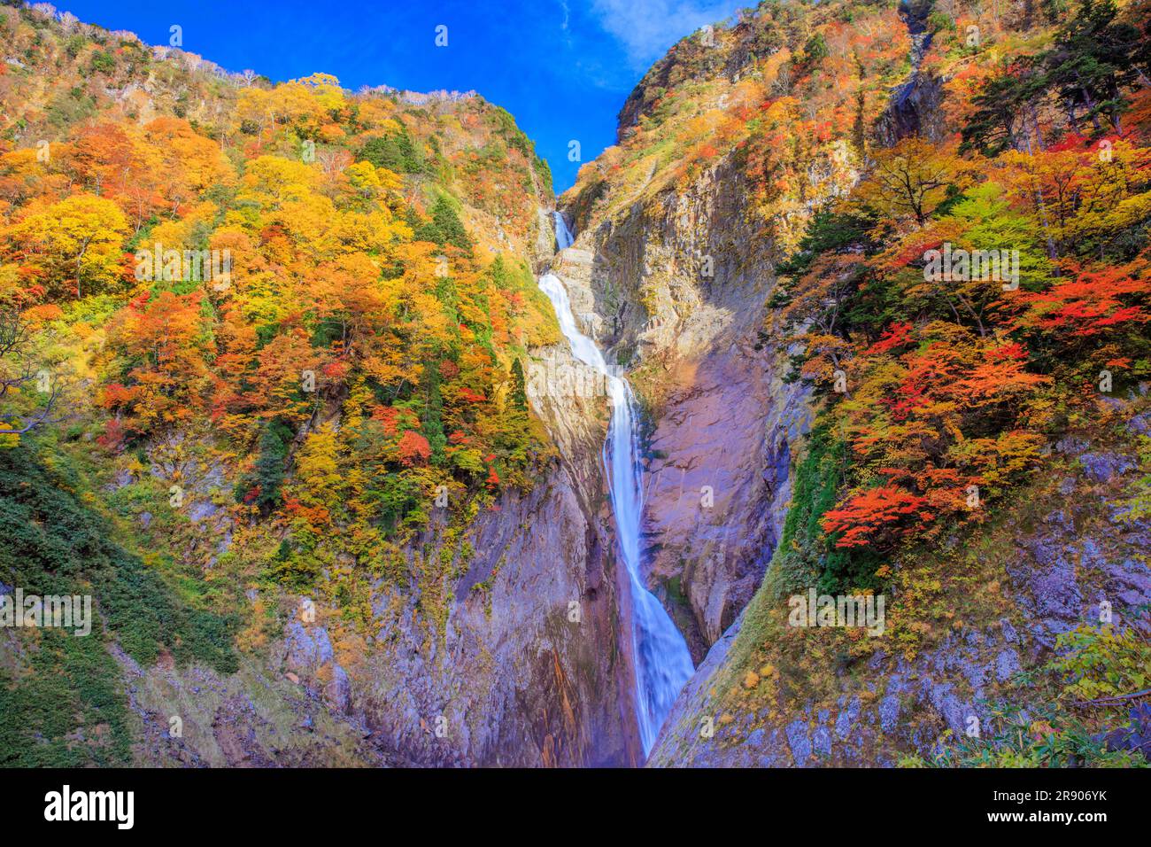 Shomyo falls hi-res stock photography and images - Alamy