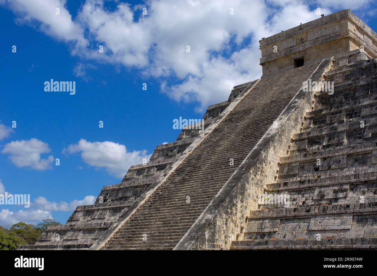 Kukulkan pyramid photography hi-res stock photography and images - Alamy