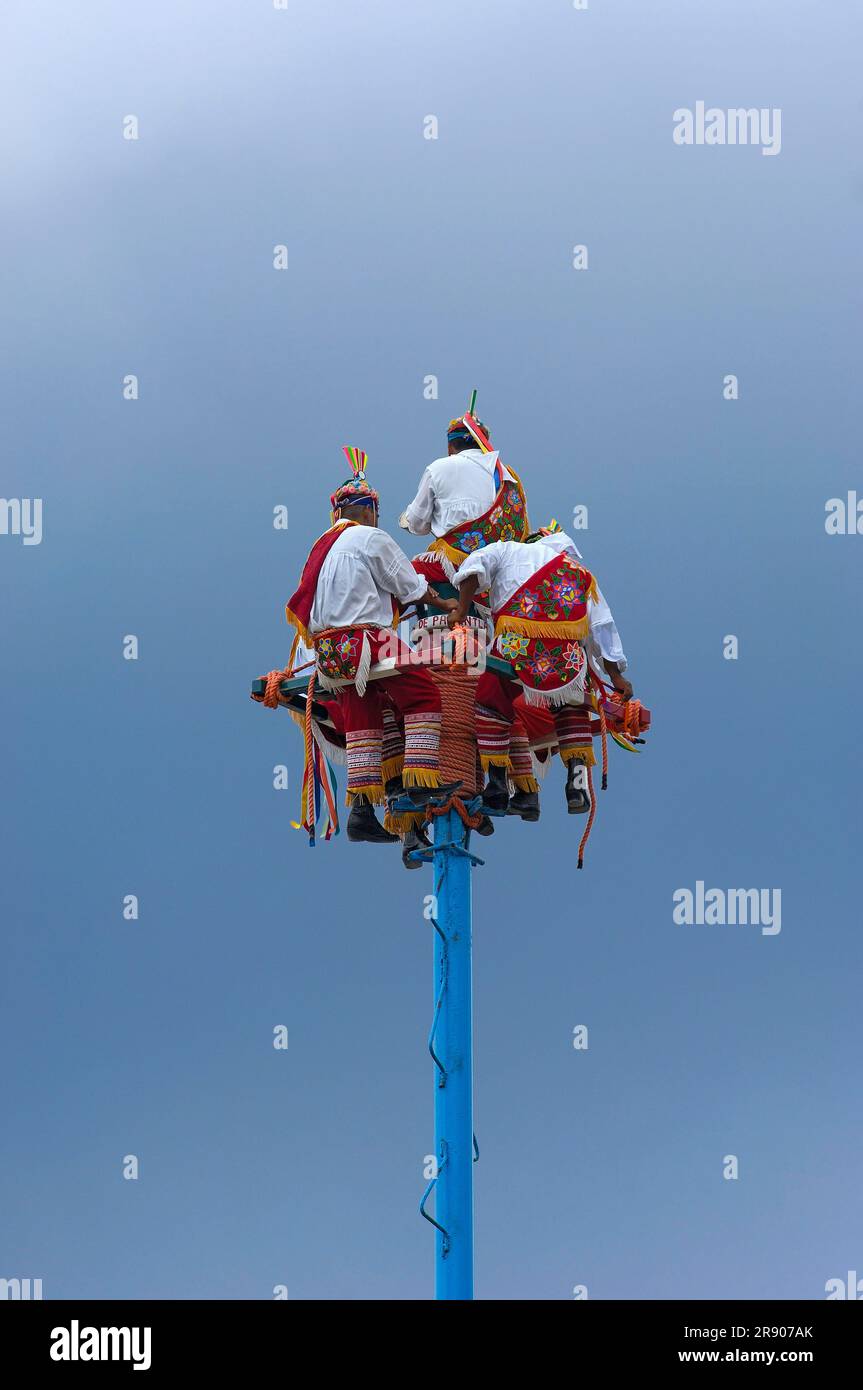 Papantla Flying Men on Pylon, Tulum, Quintana Roo, Riviera Maya ...
