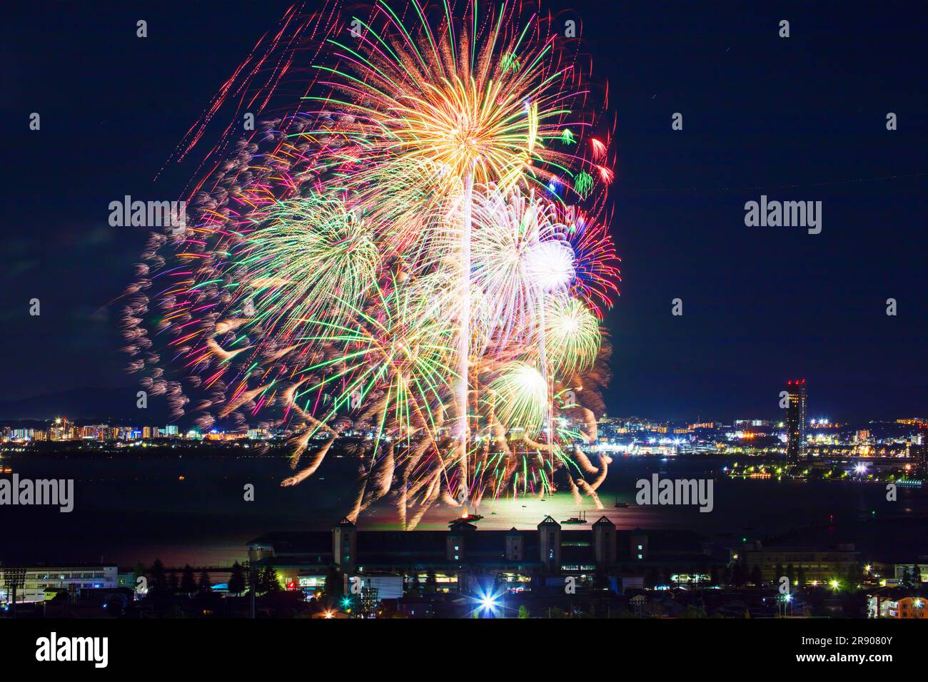 Lake Biwa Grand Fireworks Festival Stock Photo - Alamy