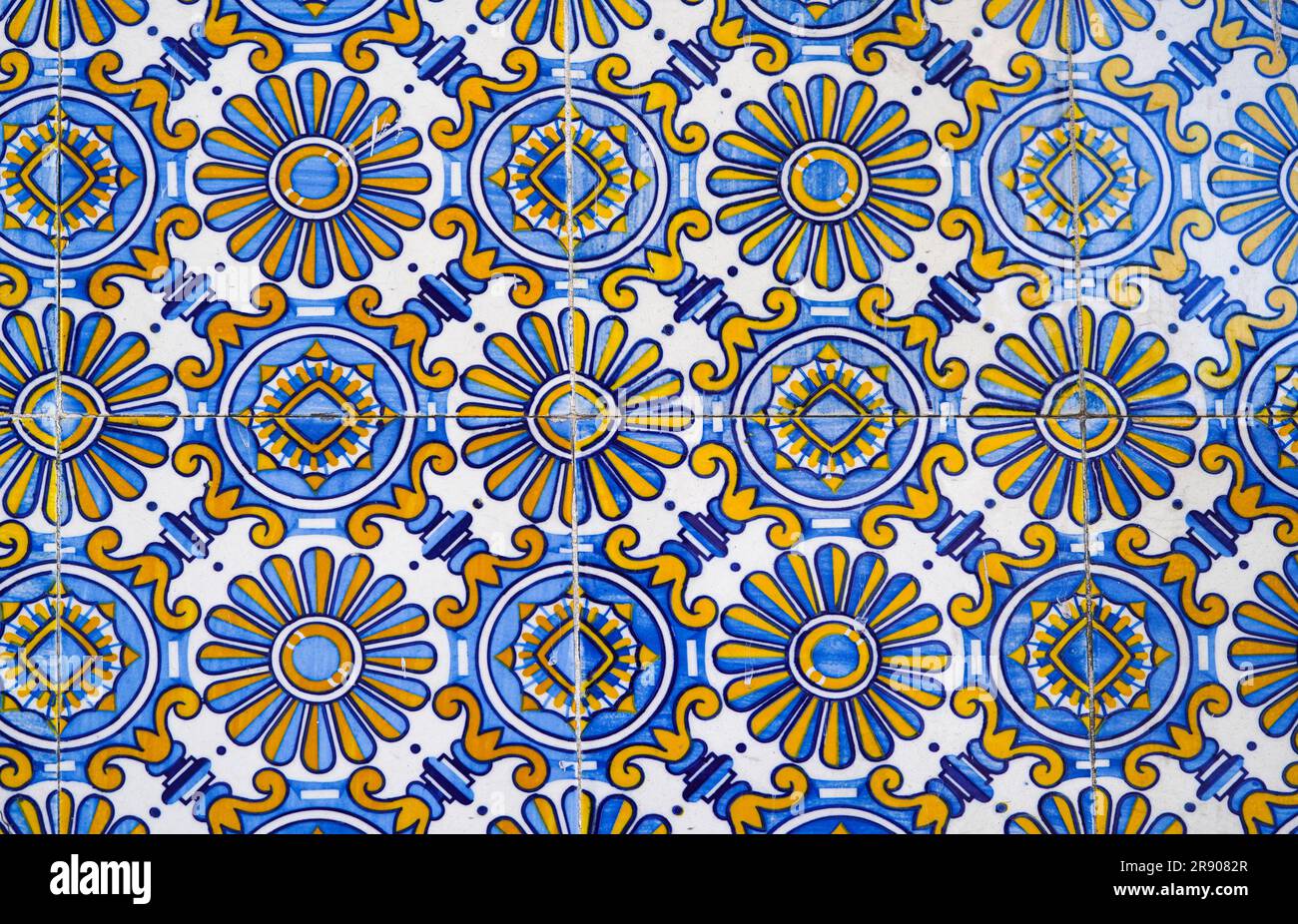 Traditional portuguese tile Azulejo Stock Photo - Alamy