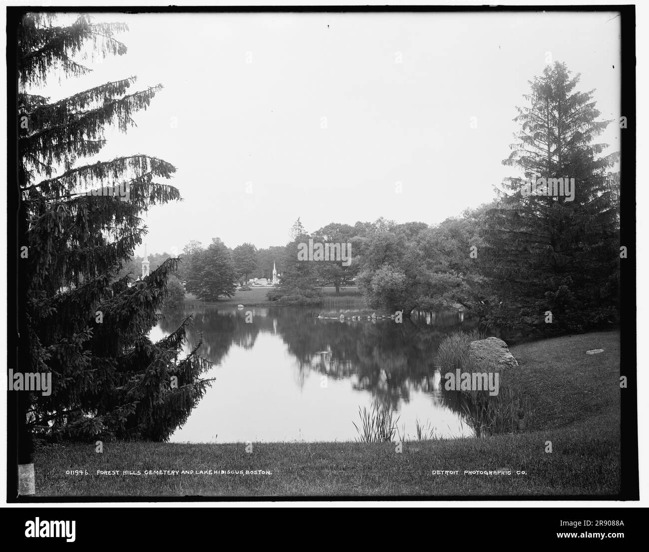 Forest hills cemetery boston Black and White Stock Photos & Images - Alamy