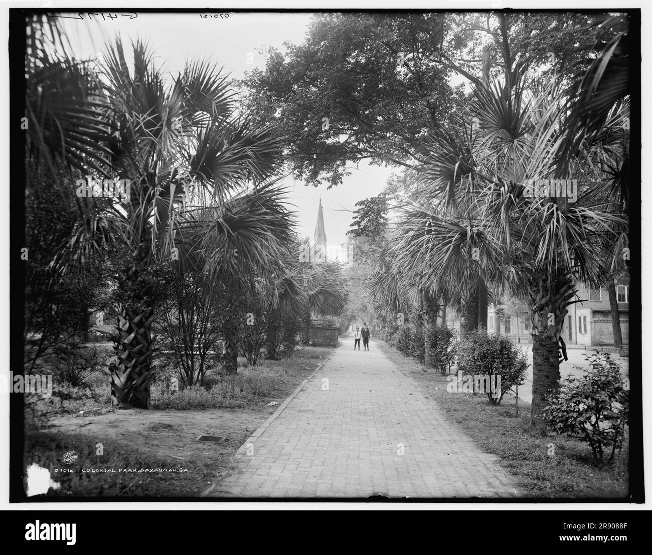 Historic view savannah georgia Black and White Stock Photos & Images ...