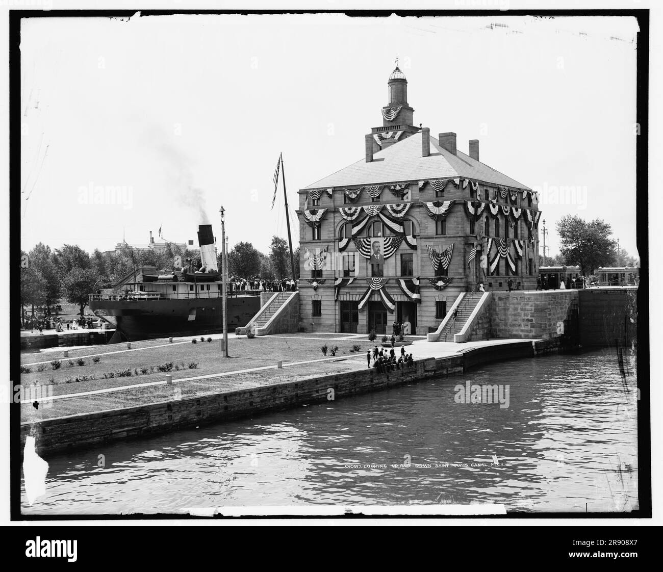 Saint mich Black and White Stock Photos & Images - Alamy