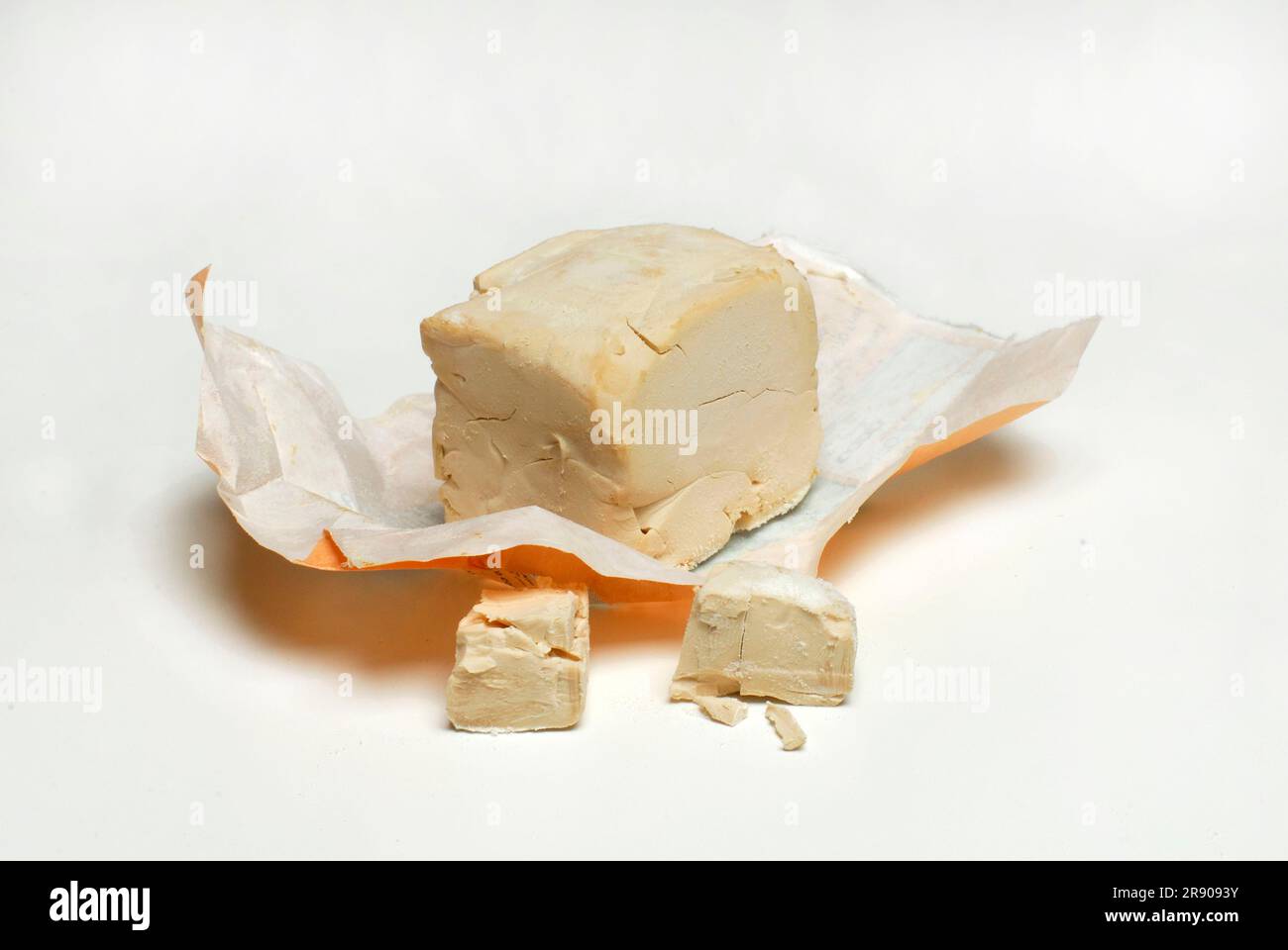 Baking yeast, yeast Stock Photo - Alamy Baking yeast, yeast Stock Photo - Alamy