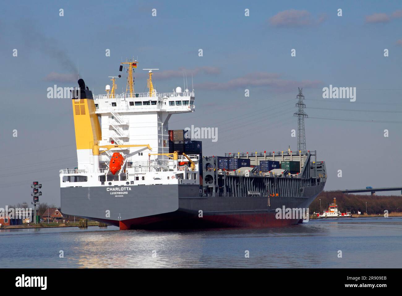 Container ship 'Charlotta', Kiel Canal, Brunsbuettel, Dithmarschen ...