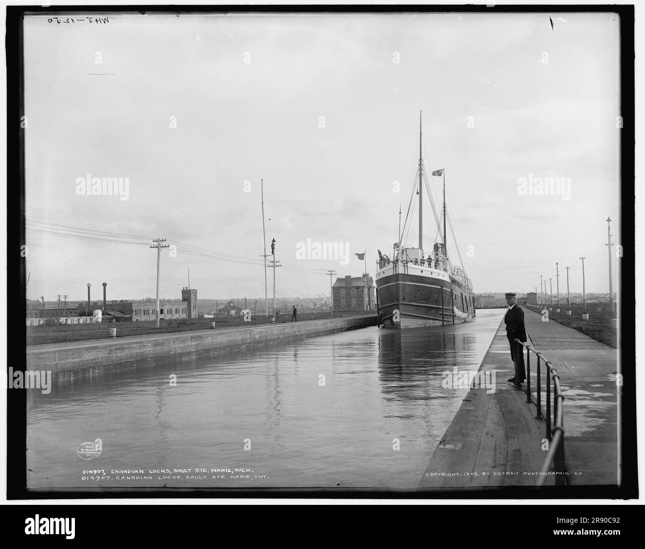 Lock and co 1900s hi-res stock photography and images - Alamy