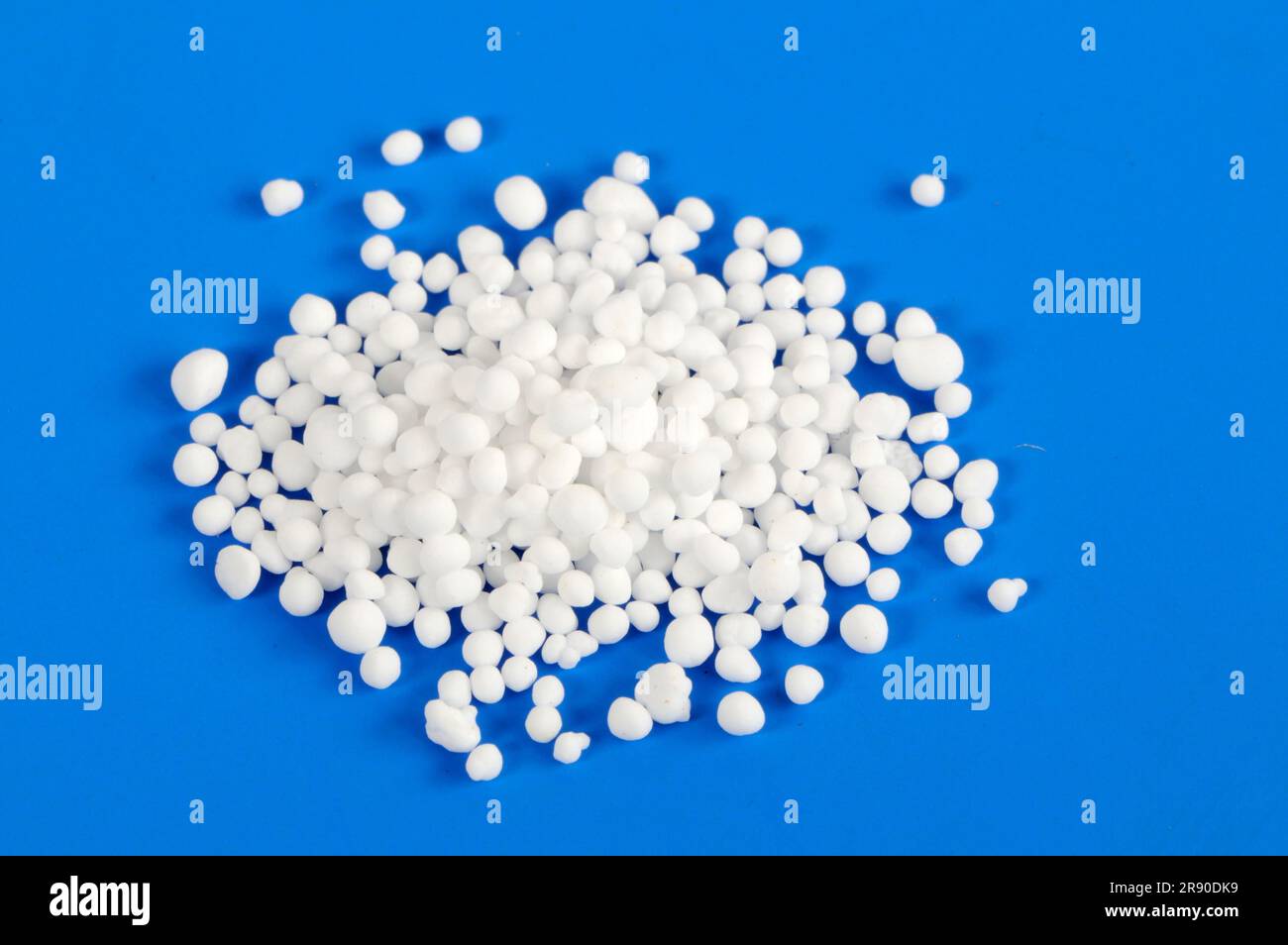 Potassium carbonate hi-res stock photography and images - Alamy