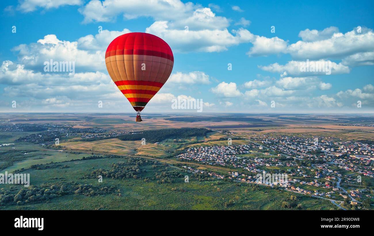 Hot air balloons oxygen hi-res stock photography and images - Alamy