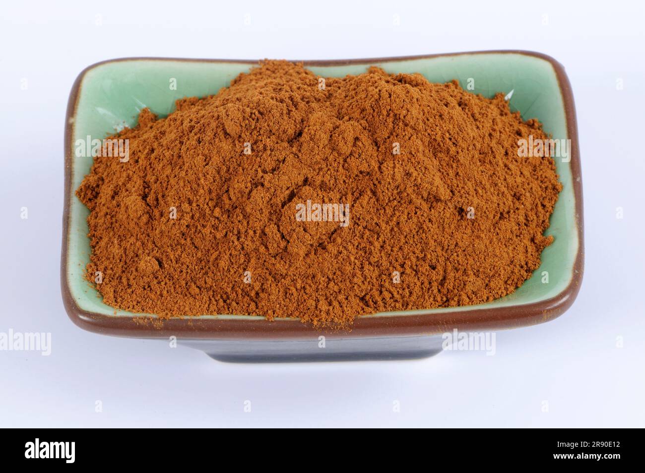 Cinnamon powder (Cinnamomum), cinnamon Stock Photo - Alamy