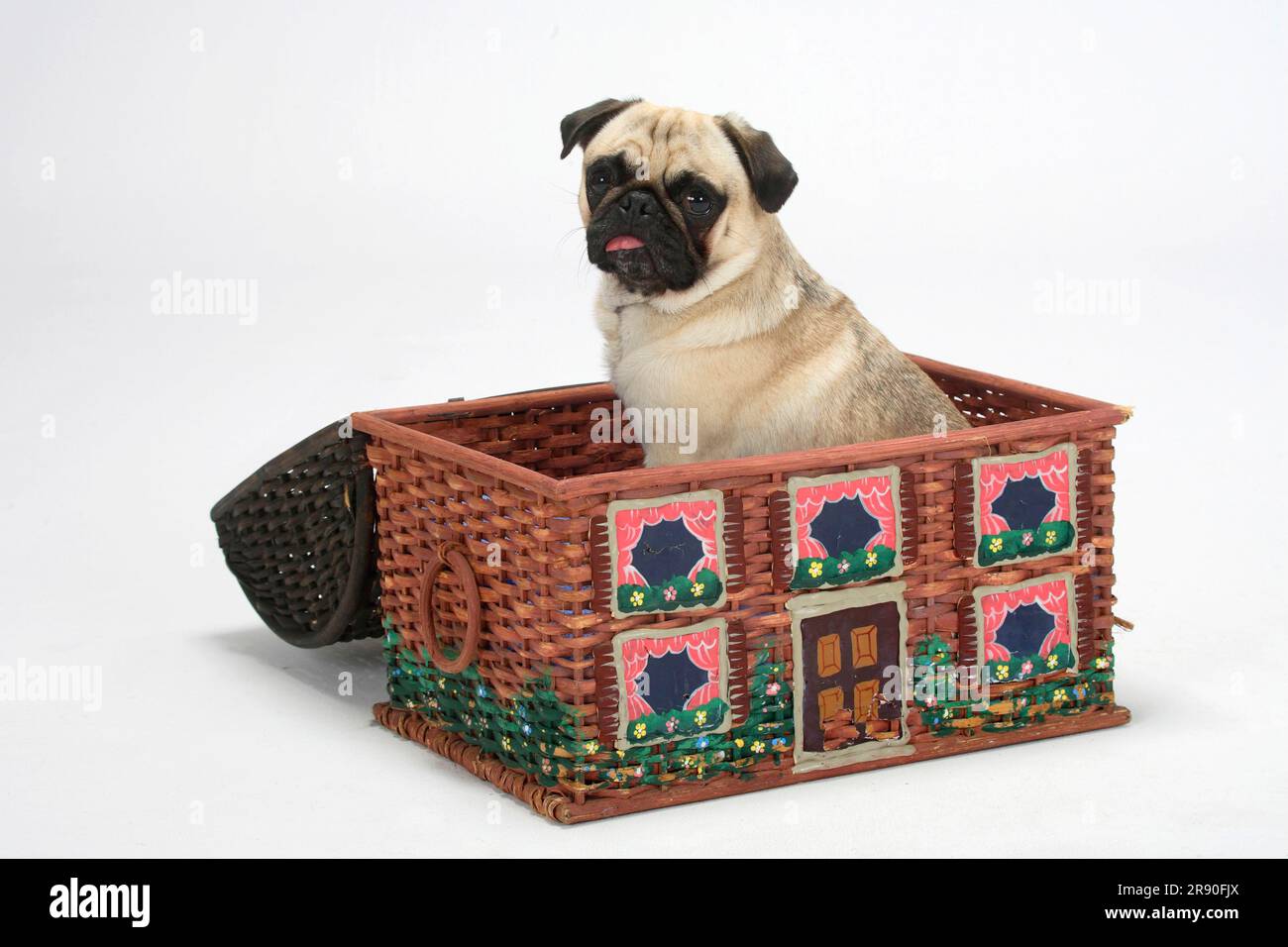 Shot in chest hi-res stock photography and images - Alamy