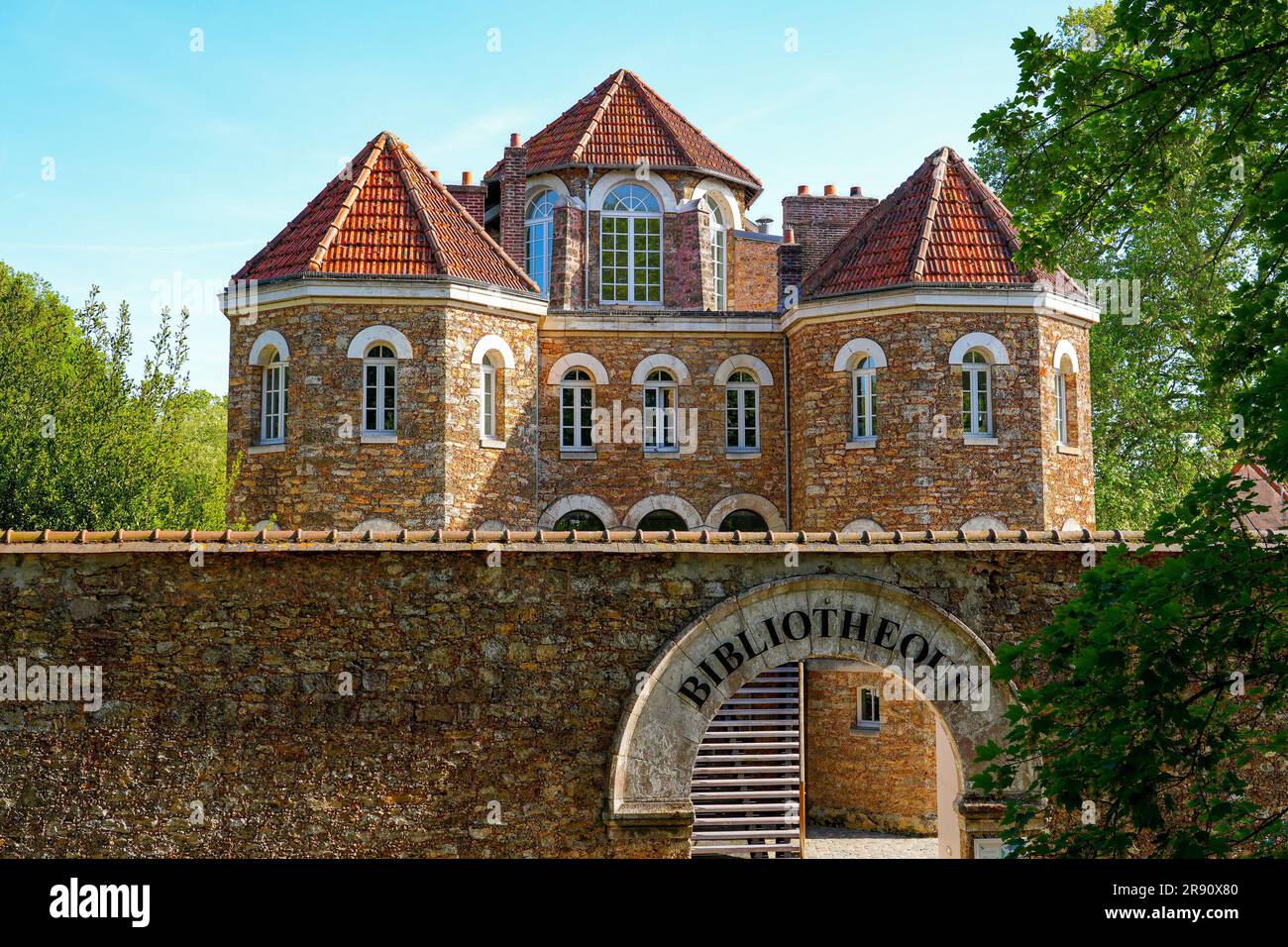 Hexagonal corner towers of the Municipal Library of Coulommiers ...