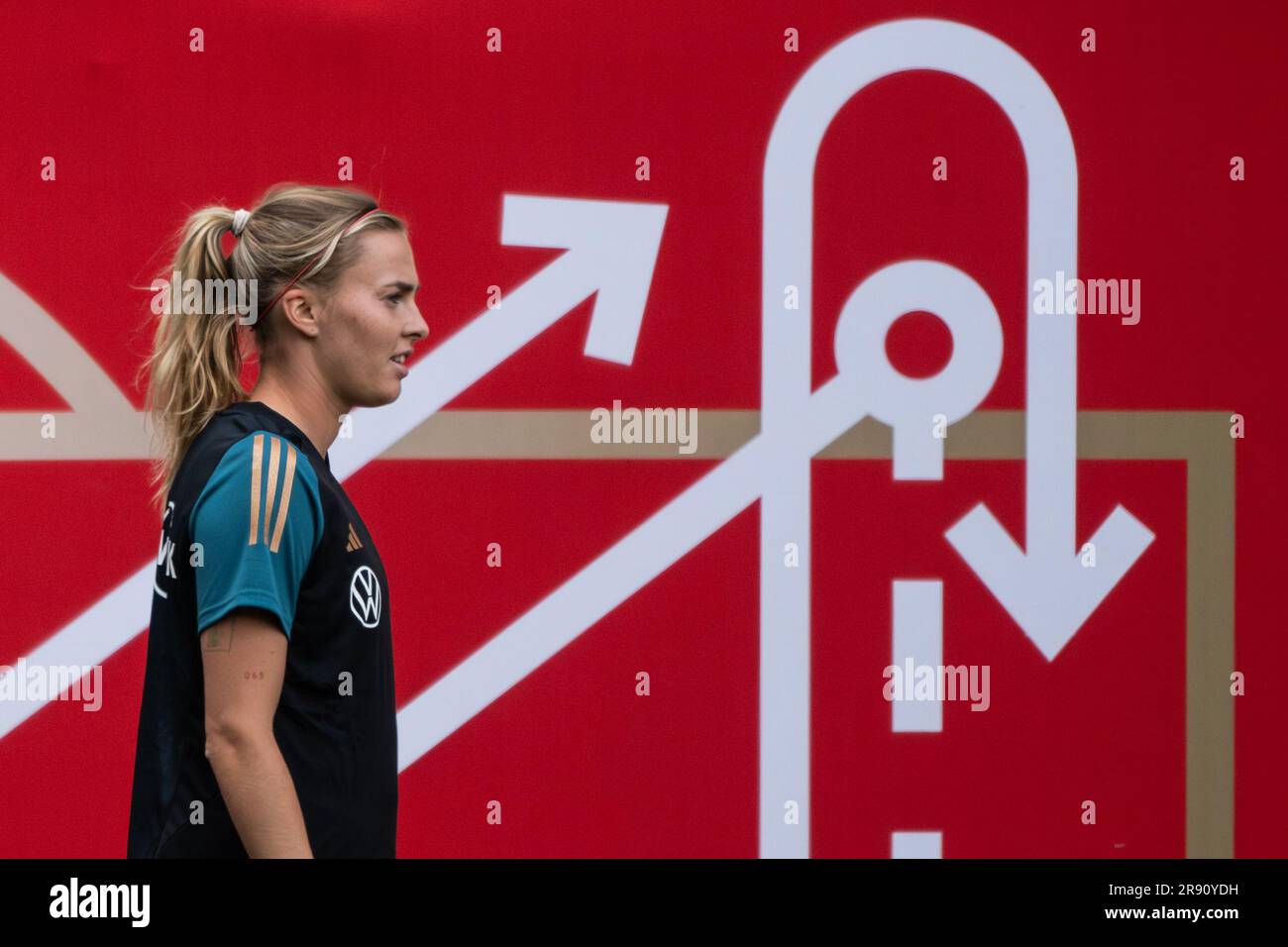 Laura freigang germany women hi-res stock photography and images - Alamy
