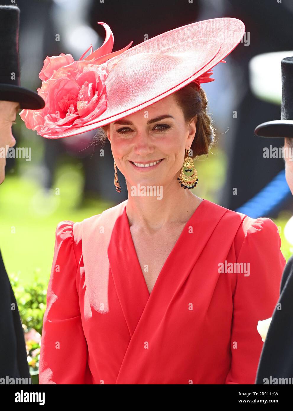 Philip tracey hat hi-res stock photography and images - Alamy