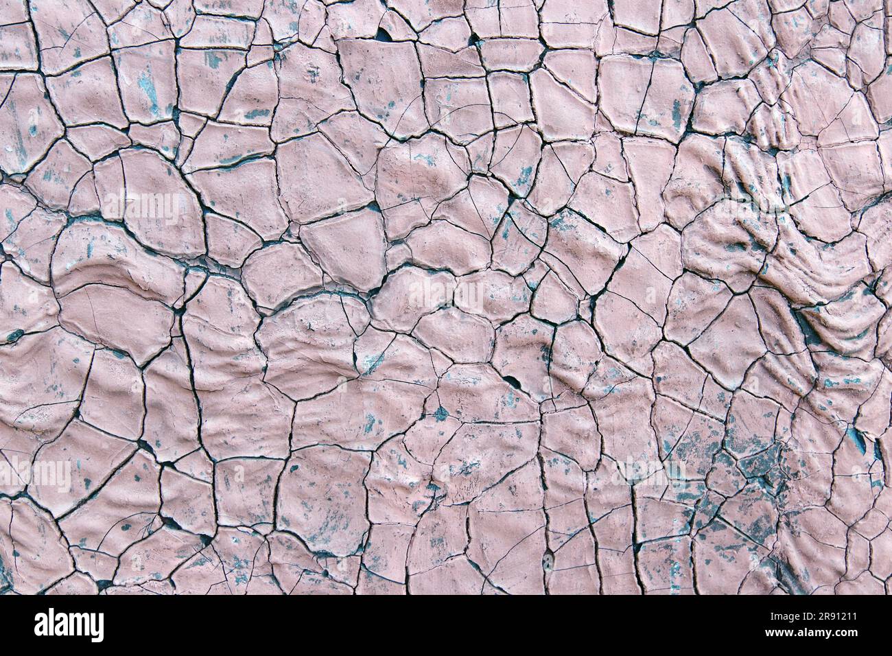 Cracked scaly surface - grunge texture Stock Photo - Alamy