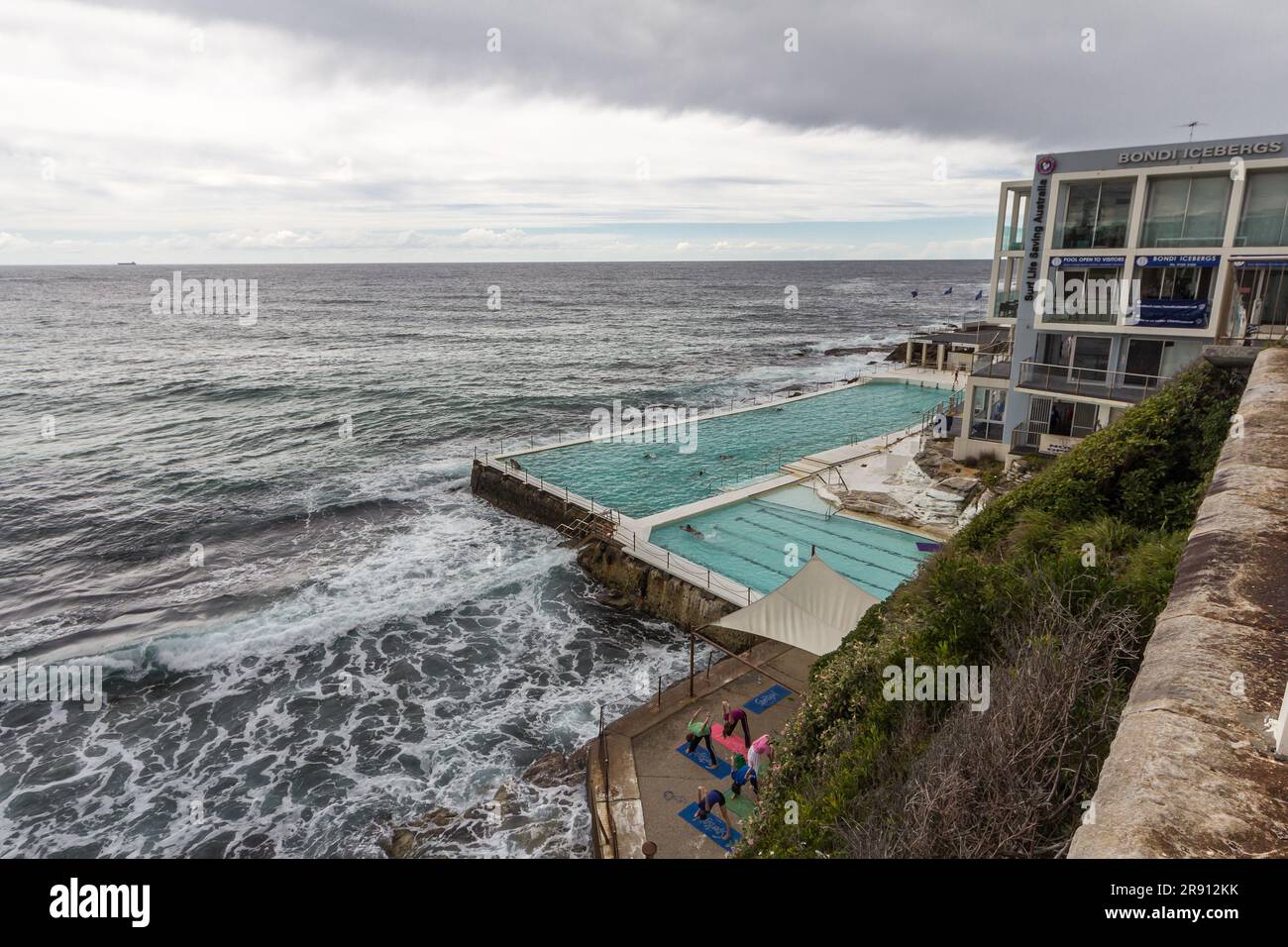 The Bondi Icebergs swimming pool at Bondi Beach, Sydney Australia Stock ...