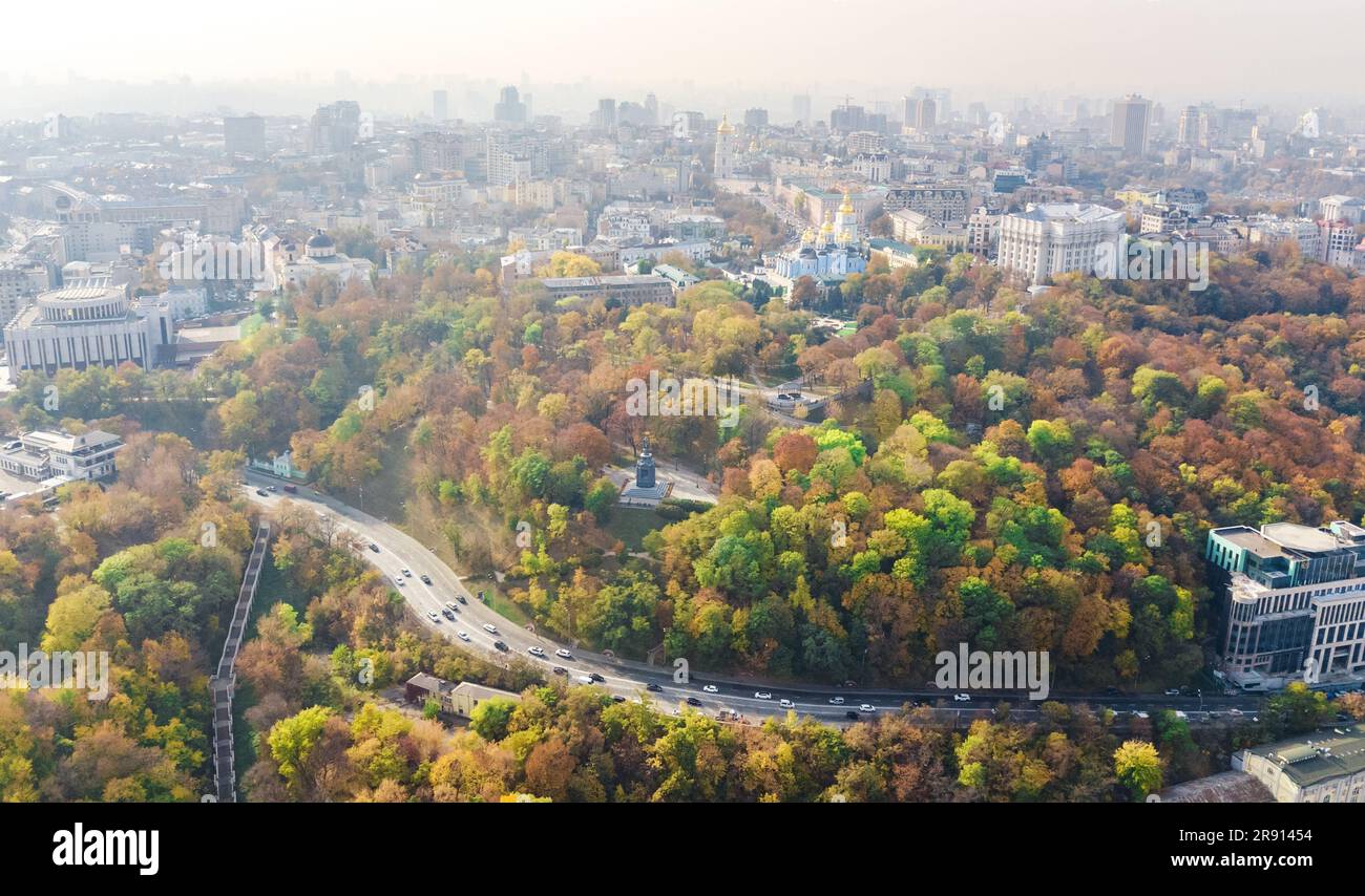Parks in kiev hi-res stock photography and images - Alamy
