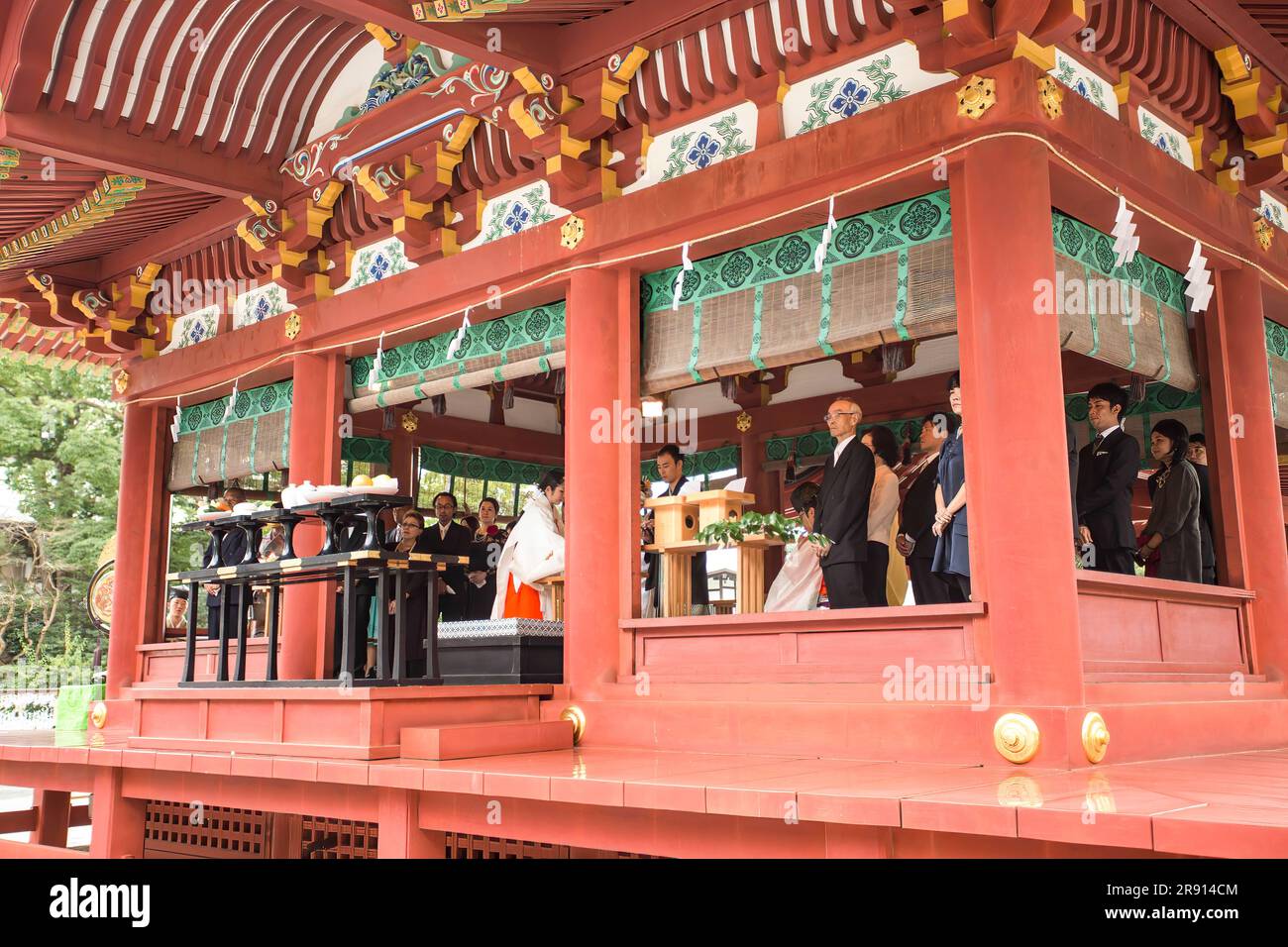 Shinto celebration hi-res stock photography and images - Alamy