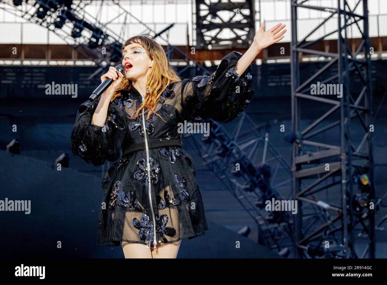 Chvrches band member hi-res stock photography and images - Alamy