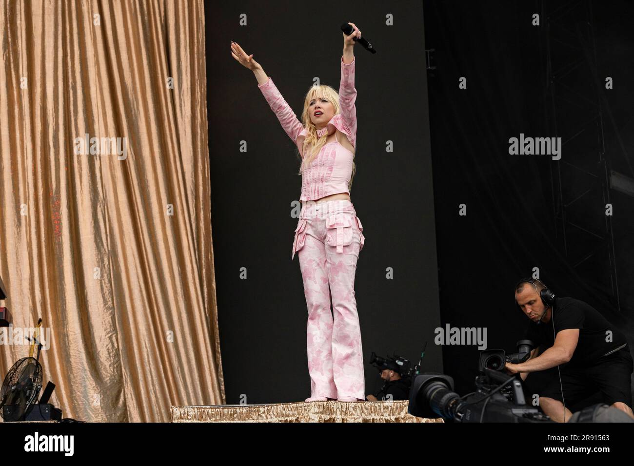 Carly Rae Jepson performs during the Glastonbury Festival in Worthy ...