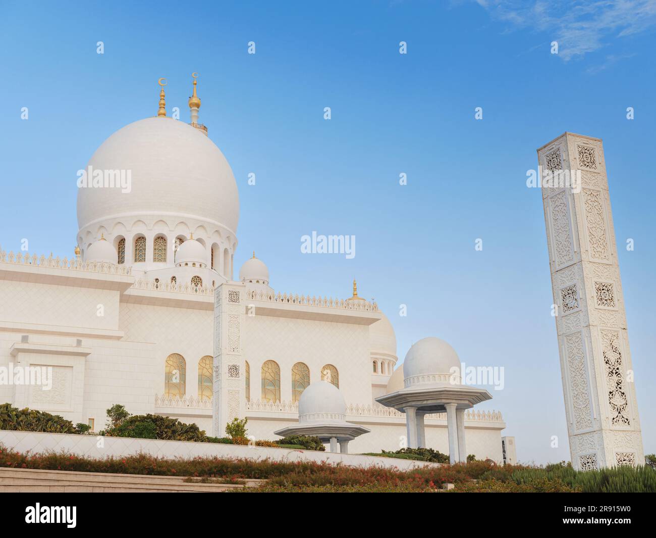 20 March 2023, Abu Dhabi, UAE: Sheikh Zayed Mosque largest mosque of ...