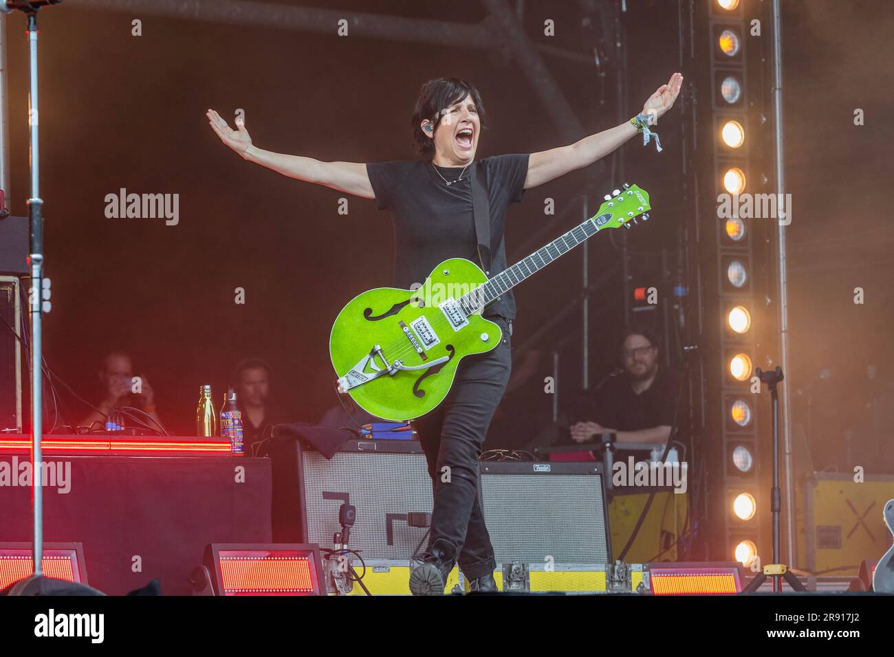 Glastonbury, UK. 23rd June, 2023. Texas and lead singer Sharleen ...