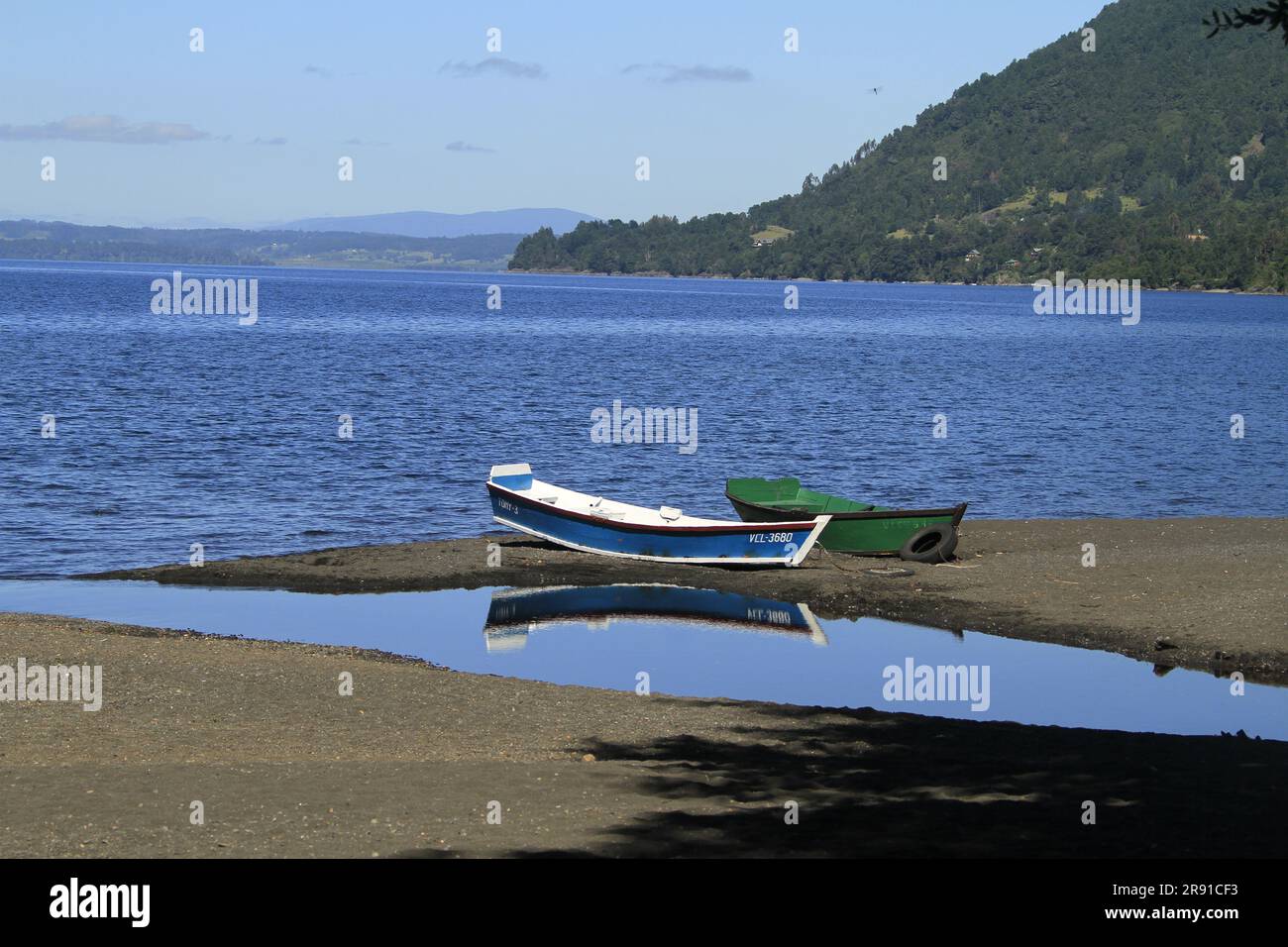 Lican Ray Lake District Chile Stock Photo - Alamy