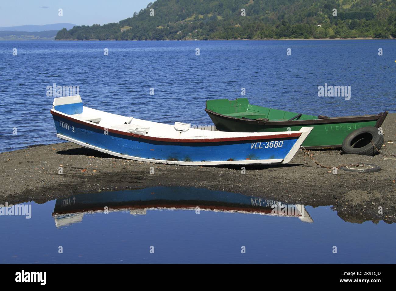 Lican Ray Lake District Chile Stock Photo - Alamy