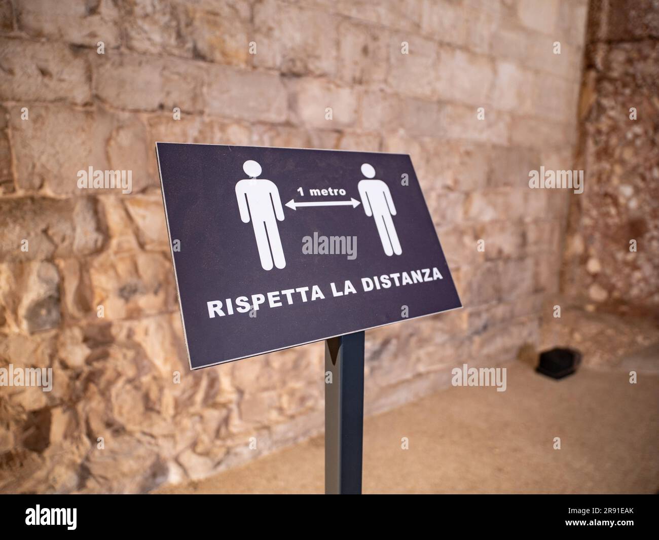 Health and safety at work in italy hi-res stock photography and images ...