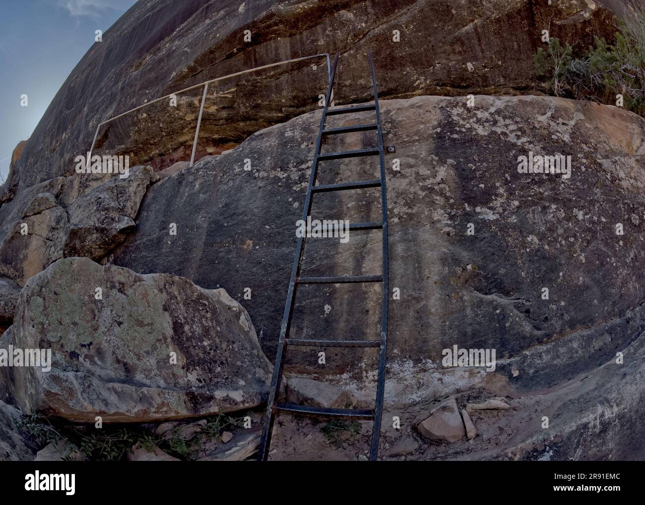 Ladder Steps leading to the Sipapu Bridge at Natural Bridges National ...