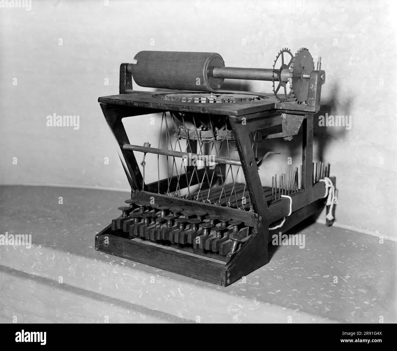 United States: c. 1875 An early model of a typewriter Stock Photo - Alamy