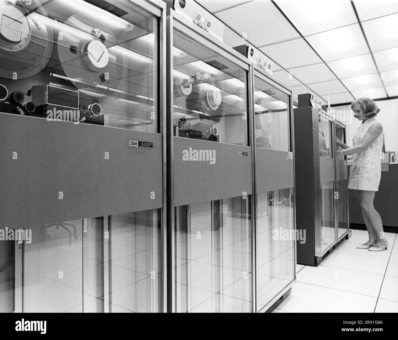1970s computer laboratory Black and White Stock Photos & Images - Alamy