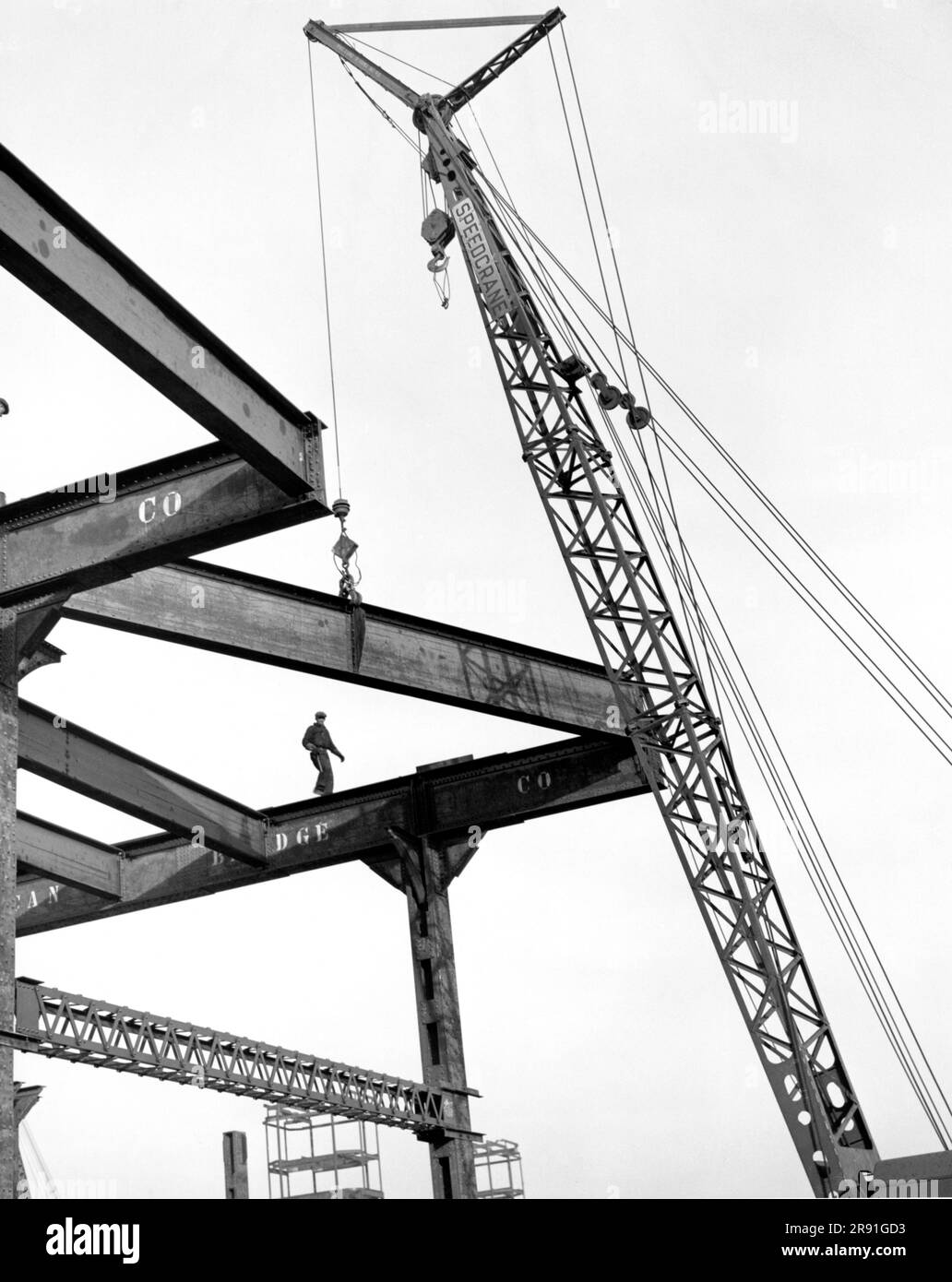 High rise steel workers Black and White Stock Photos & Images - Alamy