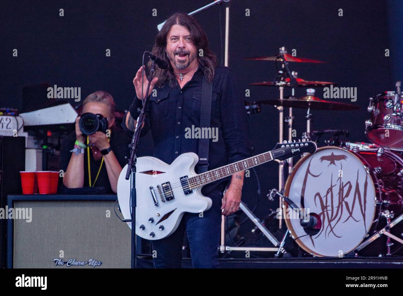 Dave Grohl of the Foo Fighters performs during the Glastonbury Festival ...