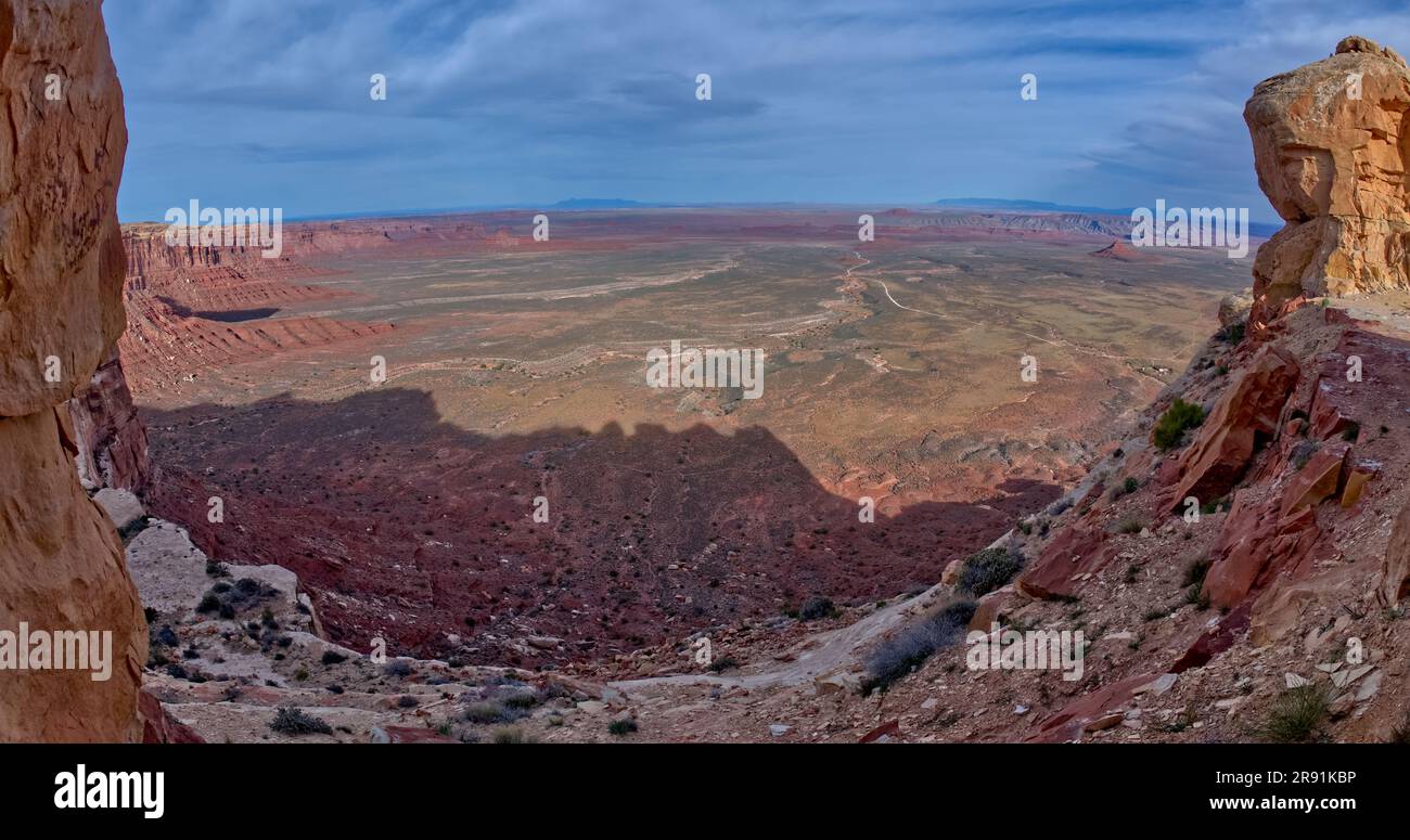 View of Valley of the Gods in Utah from the Moki Dugway, also called ...