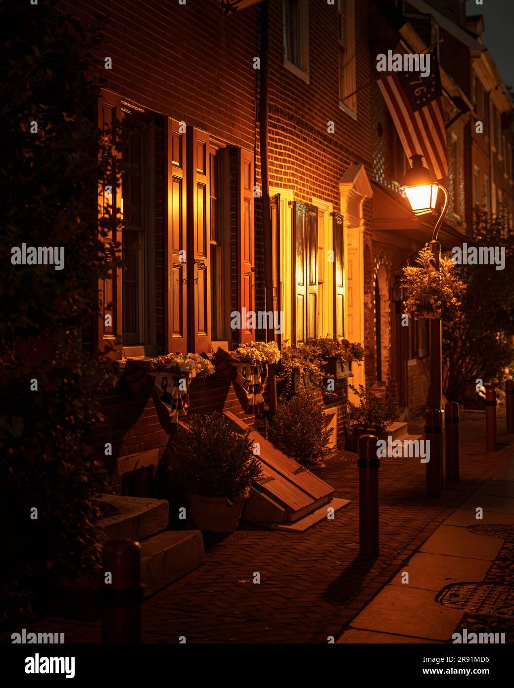 Elfreth's alley museum house hi-res stock photography and images - Alamy