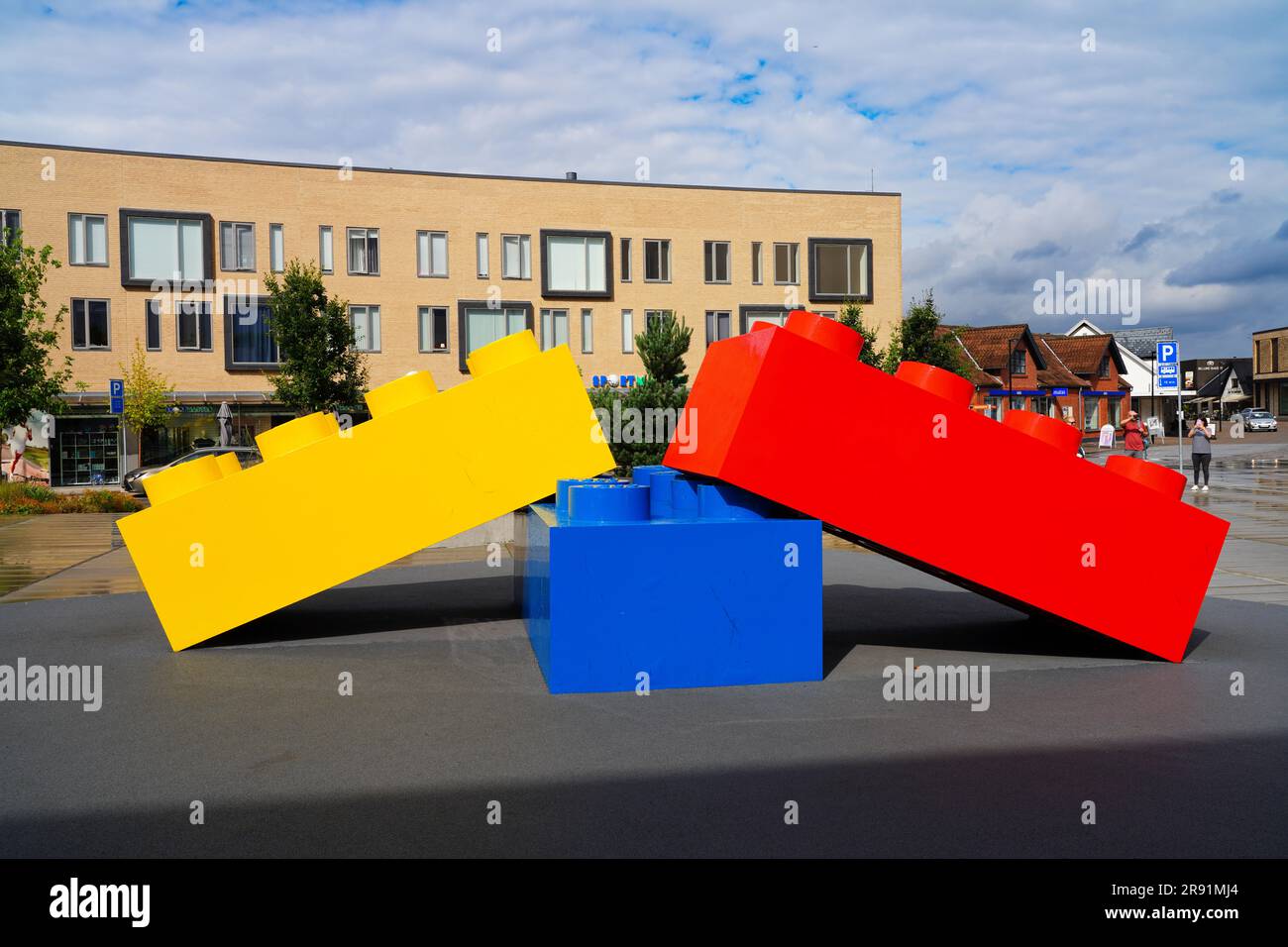 BILLUND, DENMARK –21 AUG 2022- View of Lego House, known as Home of the Brick, located near ...