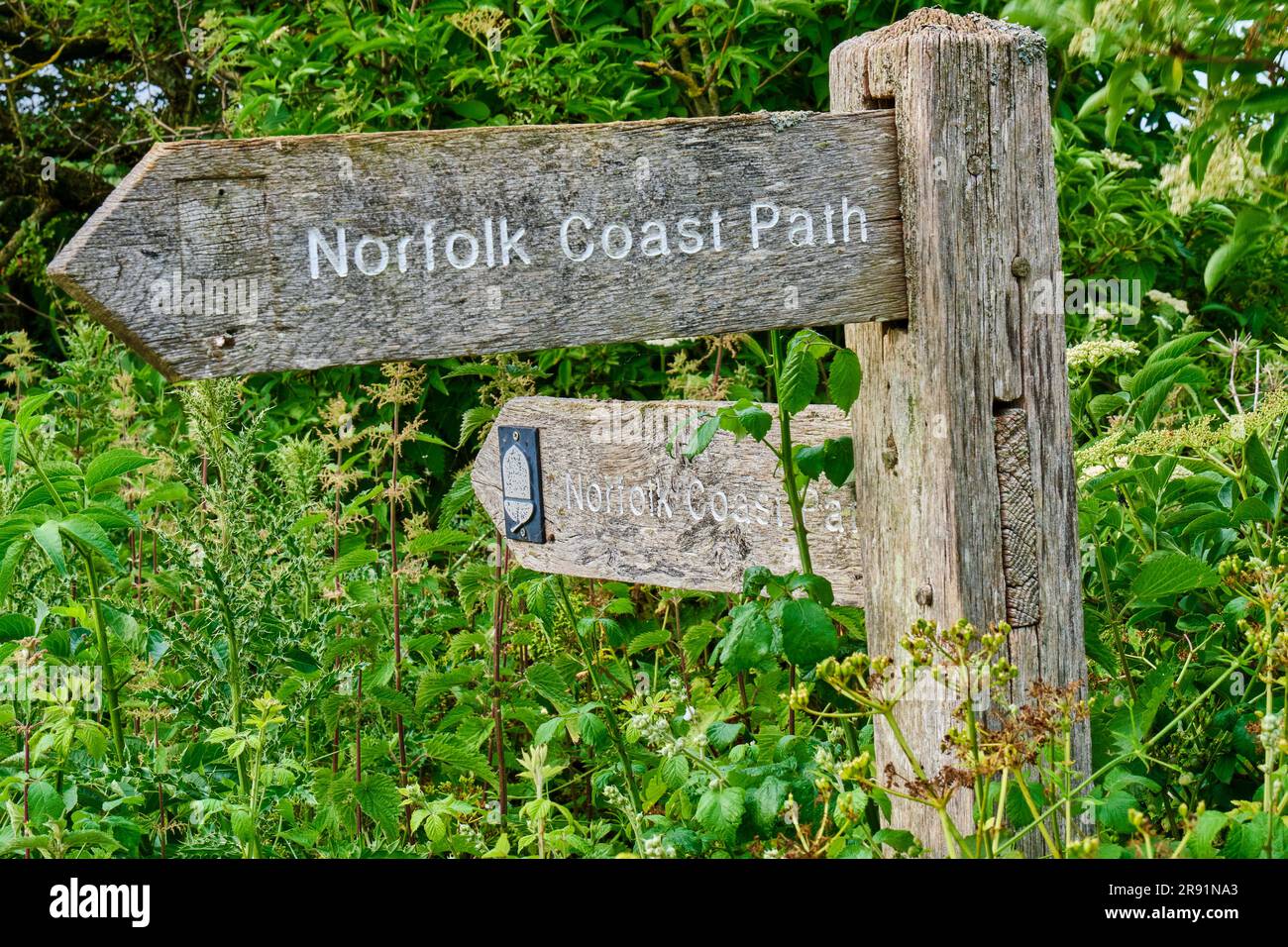 Norfolk Coast Path signs near Brancaster, Norfolk Stock Photo - Alamy