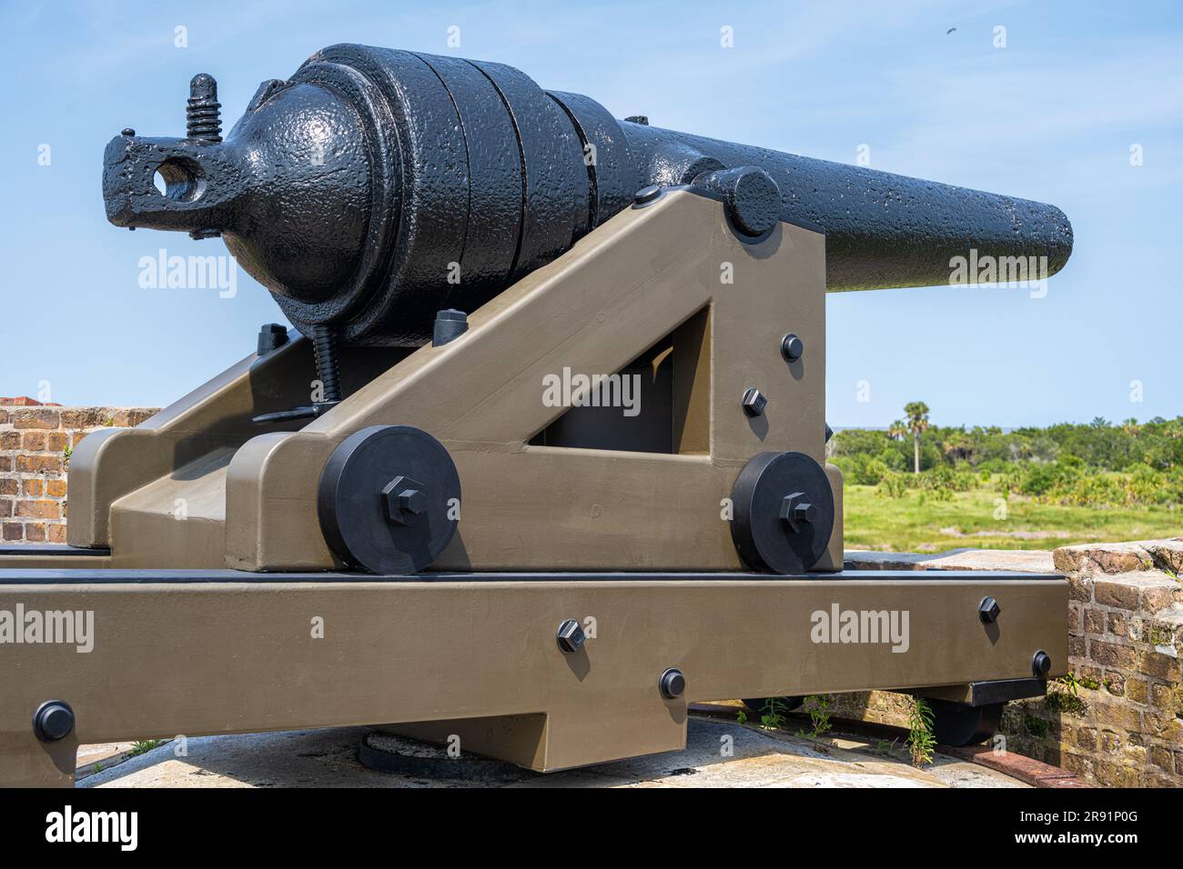 Cannon along the Fort Pulaski terreplein at Fort Pulask National ...