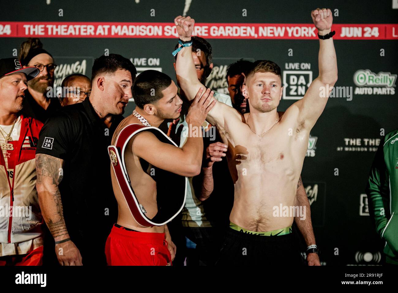 Matchroom boxing berlanga vs quigley hi-res stock photography and ...