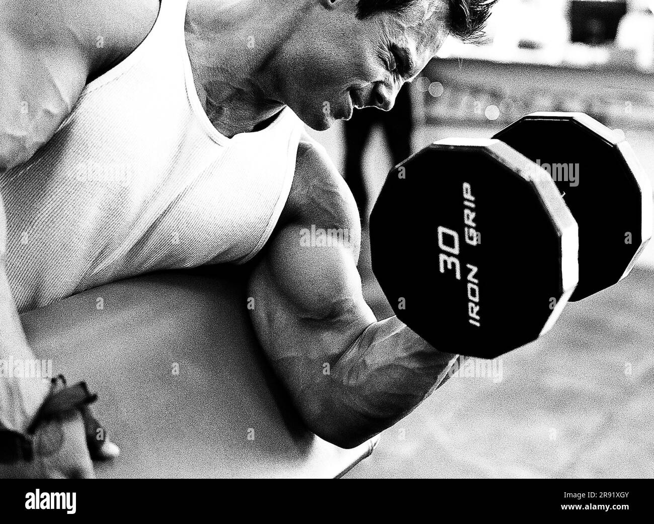 One bodybuilder bench press Black and White Stock Photos & Images - Alamy