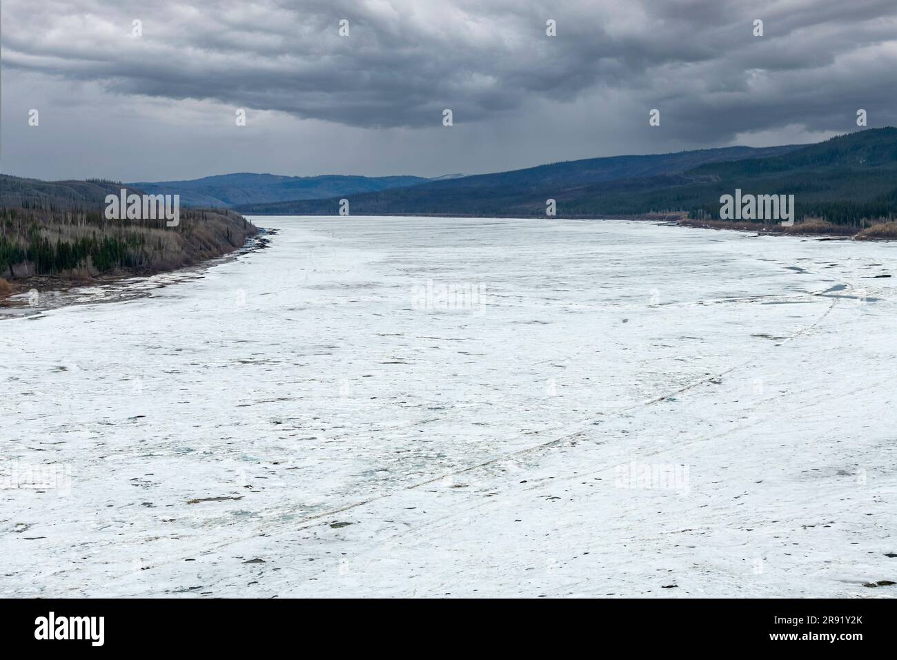 Yukon river spring hi-res stock photography and images - Alamy